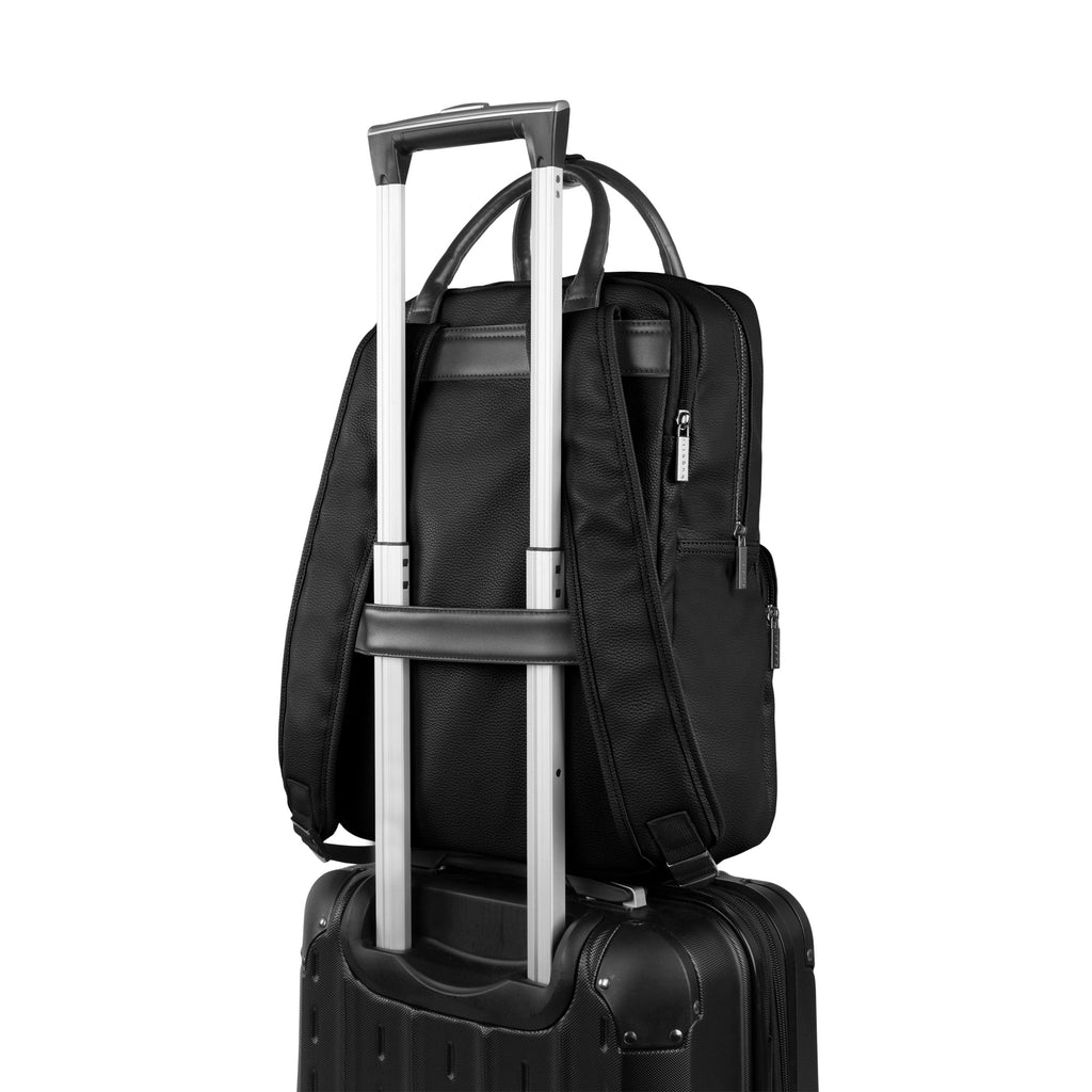 Contrast Backpack – Bugatti Collections