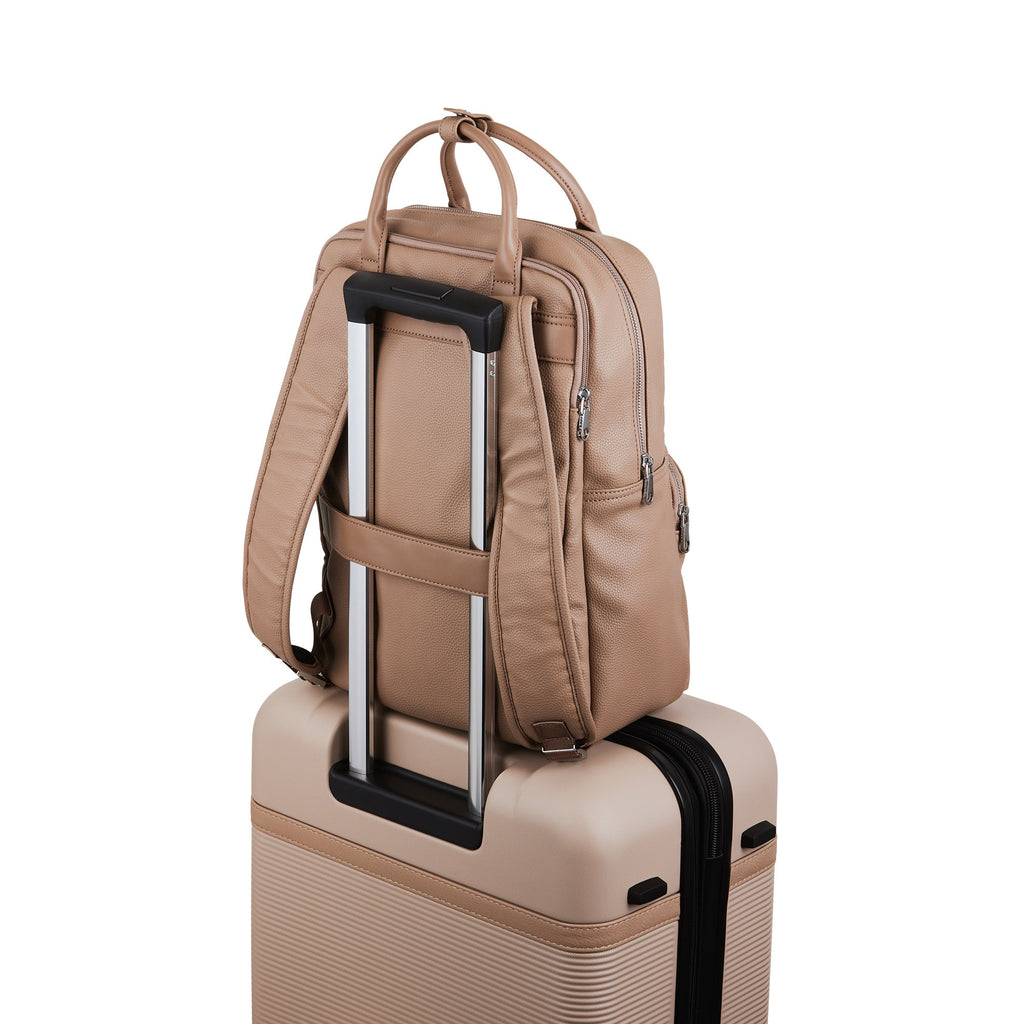 Pure Backpack – Bugatti Collections